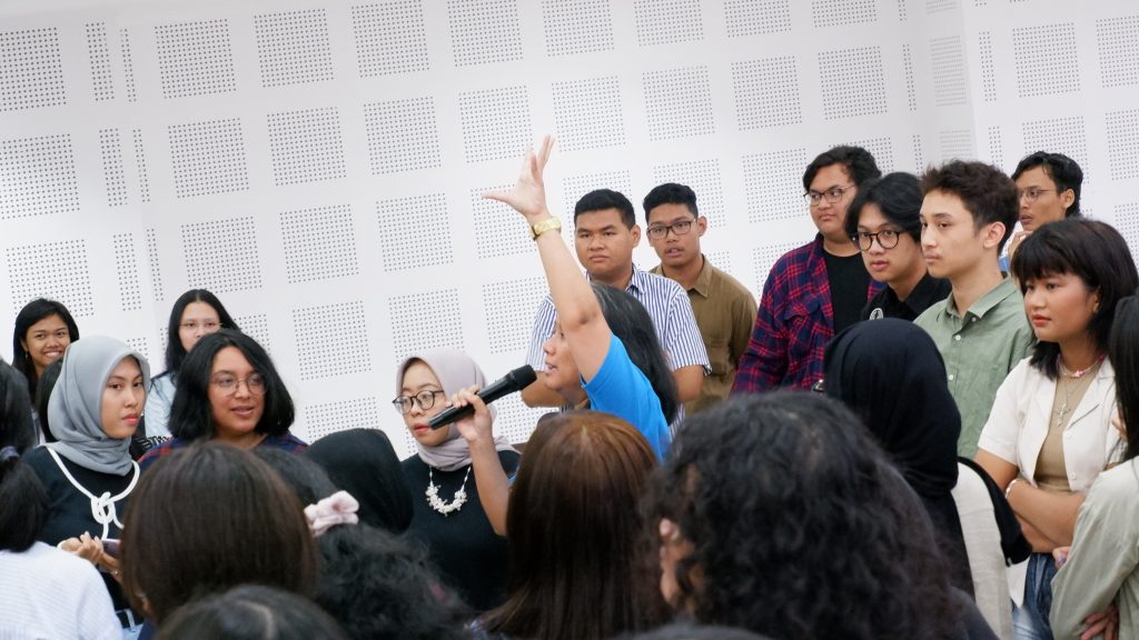 Siap Menjadi Mahasiswa HI UGM melalui ‘Rumah HI’ - Departemen Ilmu ...